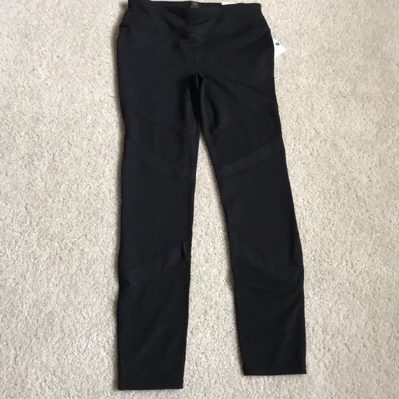 GAIAM | Pants & Jumpsuits | Gaiam Yoga Leggings | Poshmark